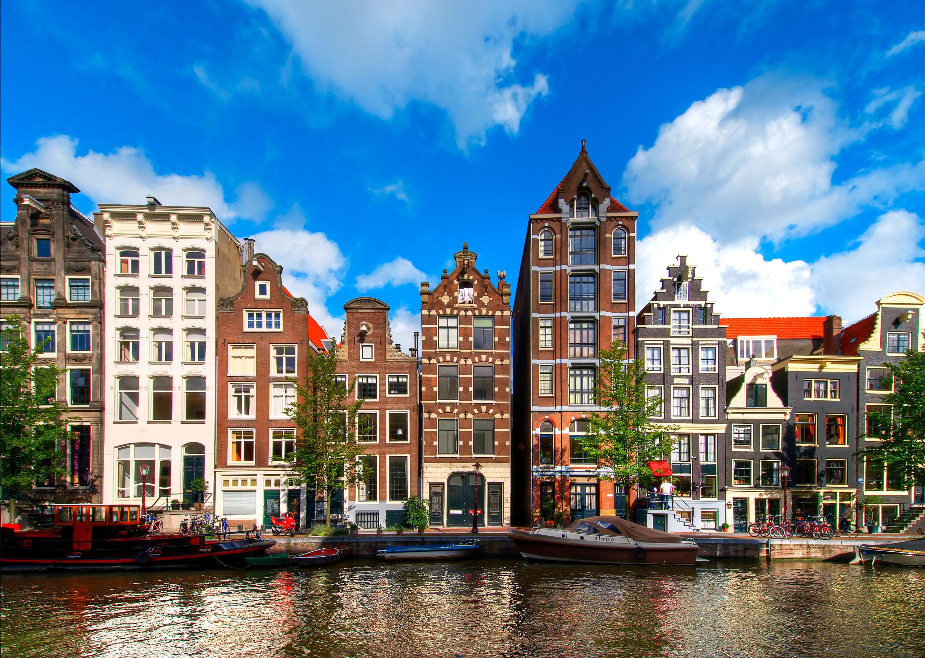 $163 Cheap Flights to Amsterdam in 2024 | momondo
