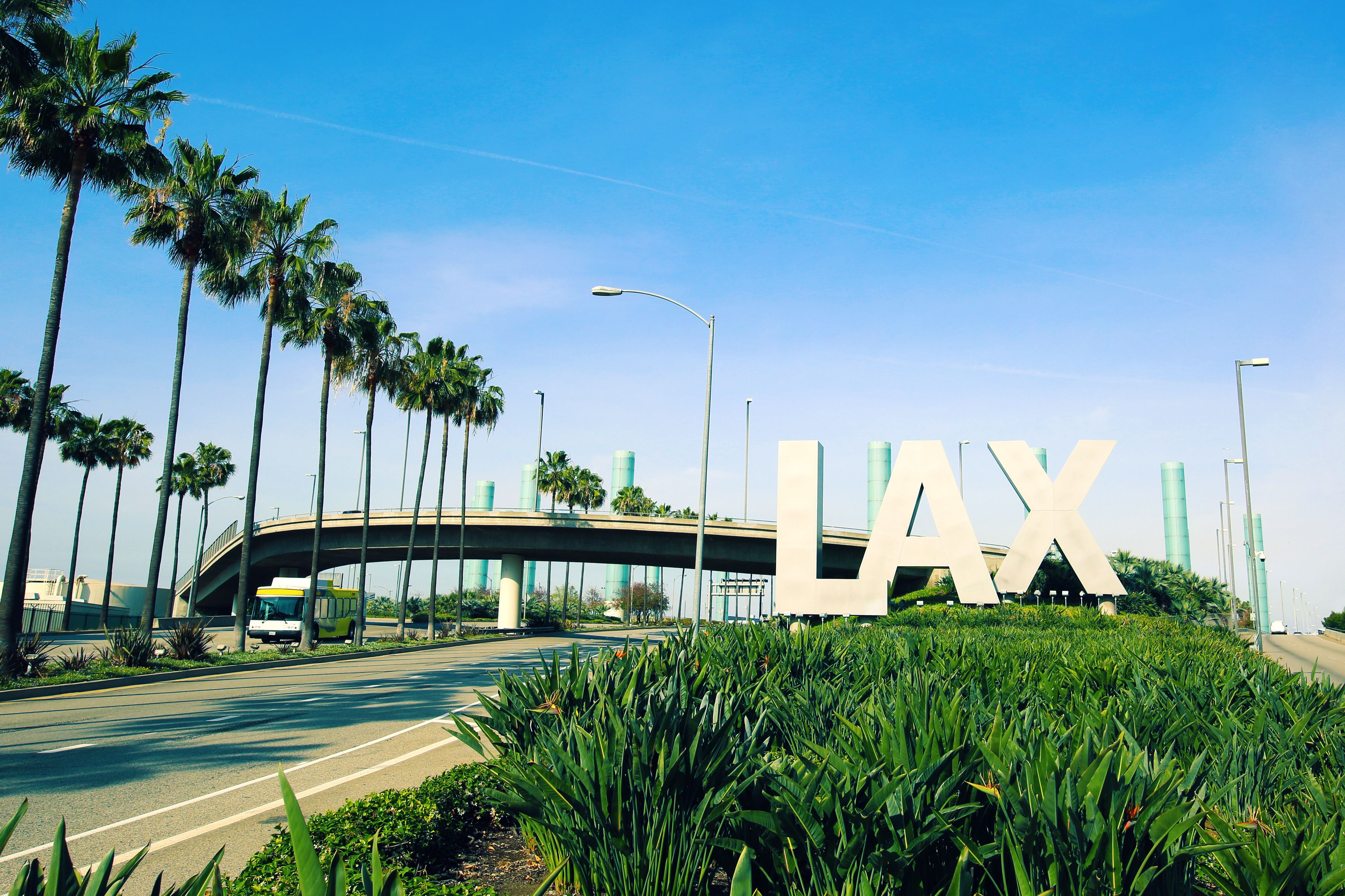 Cheap Flights to Los Angeles - Round-Trip Plane Tickets from $43 | momondo