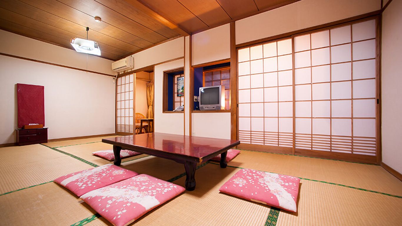 Ryokan Wataya in Unzen, Japan from $33: Deals, Reviews, Photos | momondo